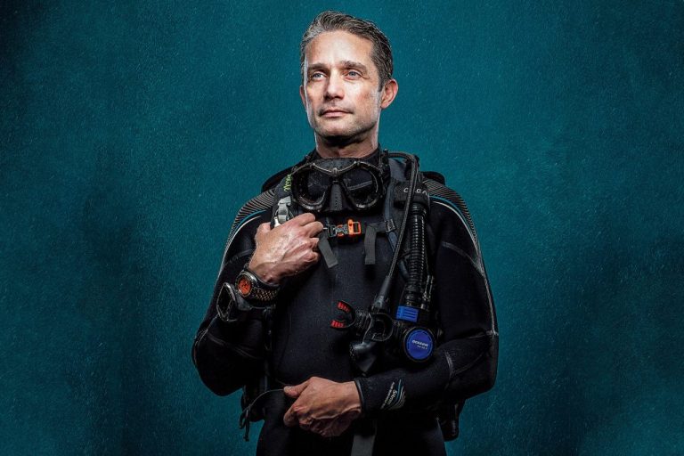 Helena | Problems Caused by Humans Can be Solved by Humans.